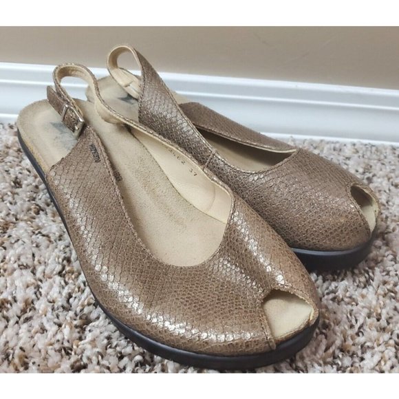 Mephisto | Shoes | Womens Mephisto Metallic Gold Leather Cork Slingback ...